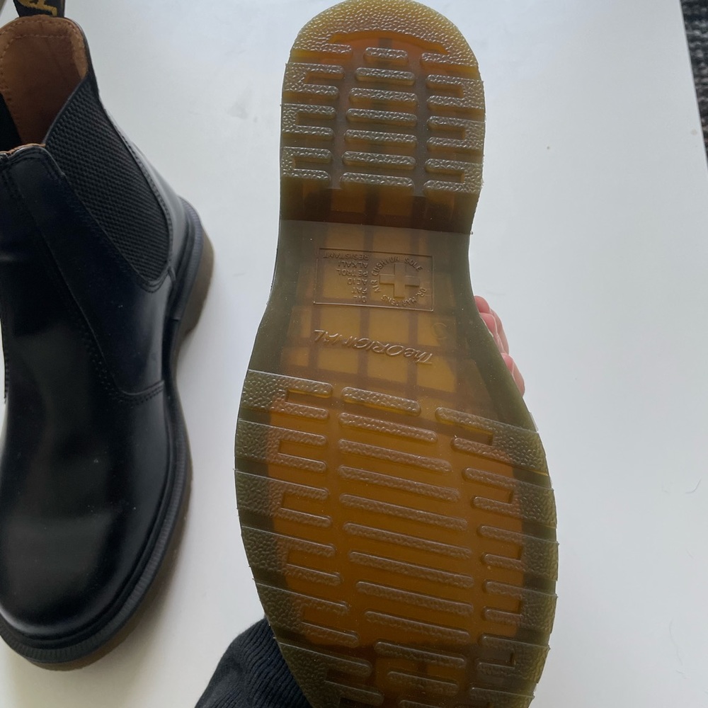 Dr. Martin 2976 Leather Chelsea Boot - Gem